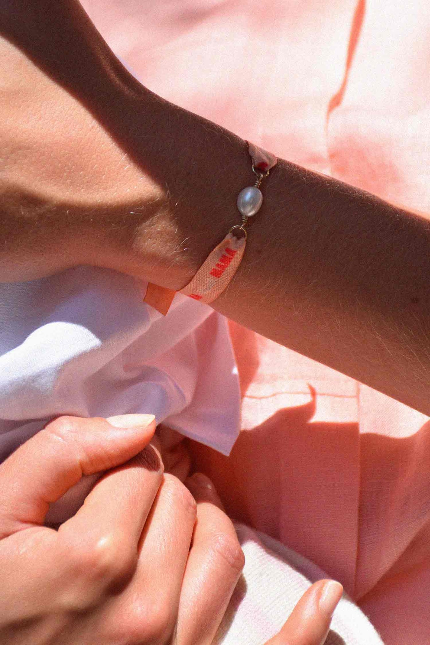 Duo de bracelets rubans MAMA + BÉBÉ SOLEIL | Bazile Provence